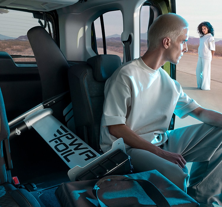 PEUGEOT RIFTER｜プジョー公式サイト